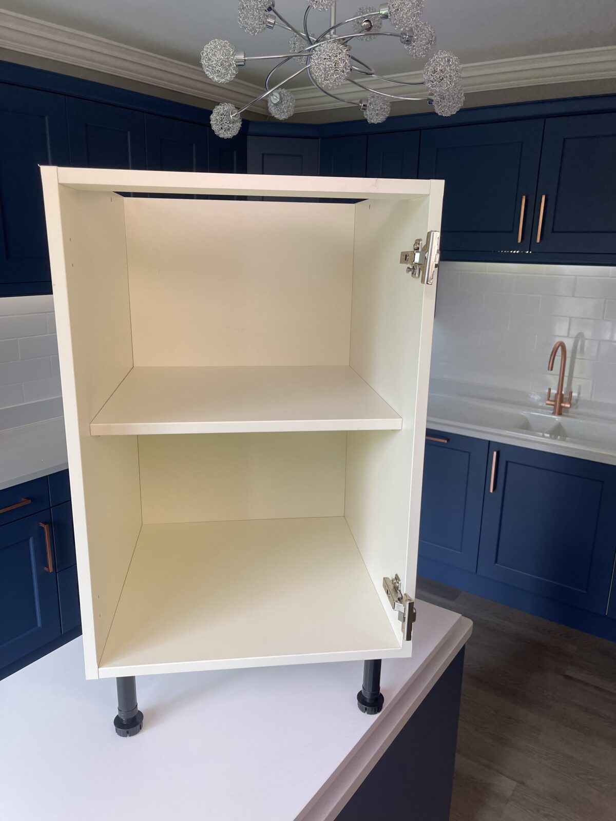 Alabaster kitchen base unit - Kitchen Experts