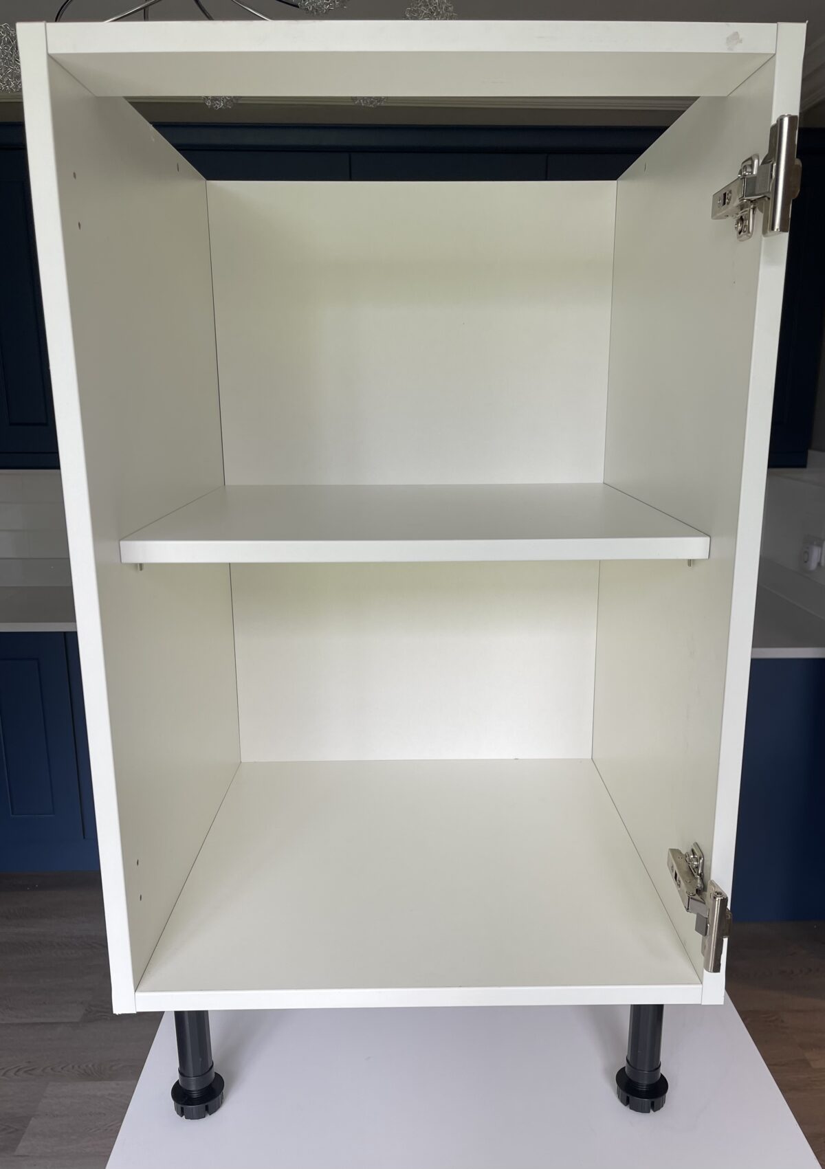 White kitchen base unit - Kitchen Experts